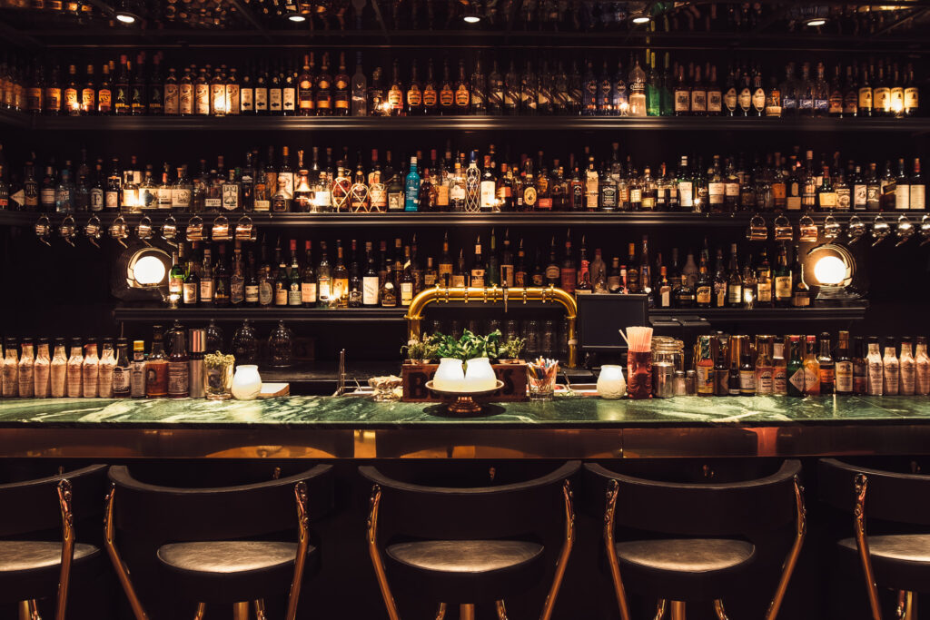 The best places in Montréal for happy hour - LUXE MAGAZINE - Real ...