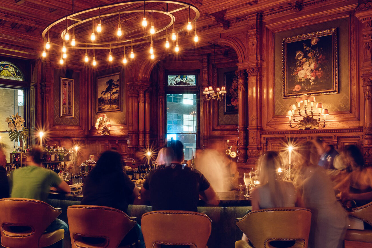 The best places in Montréal for happy hour - LUXE MAGAZINE - Real ...