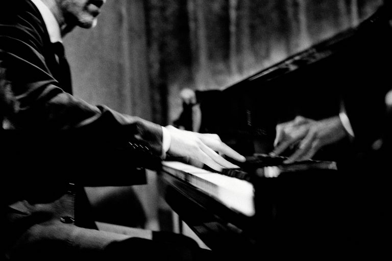 The Jazz Club at Aman New York An upscale venue with prohibition-era ...